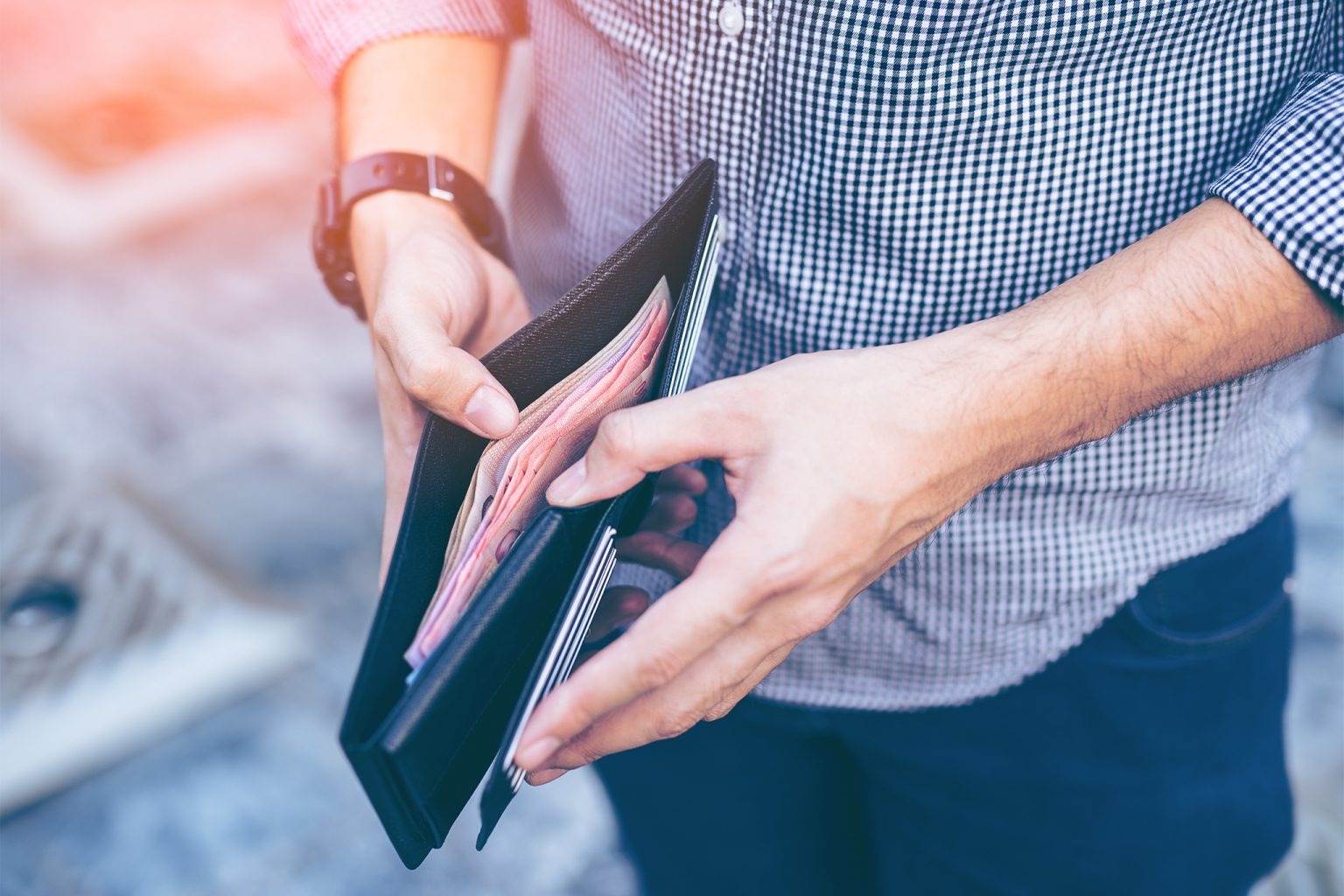 Everything you need to know about cashing in a life insurance policy ...